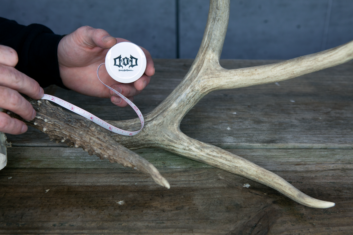 DOD ANTLER TAPE MEASURE – Drury Outdoors